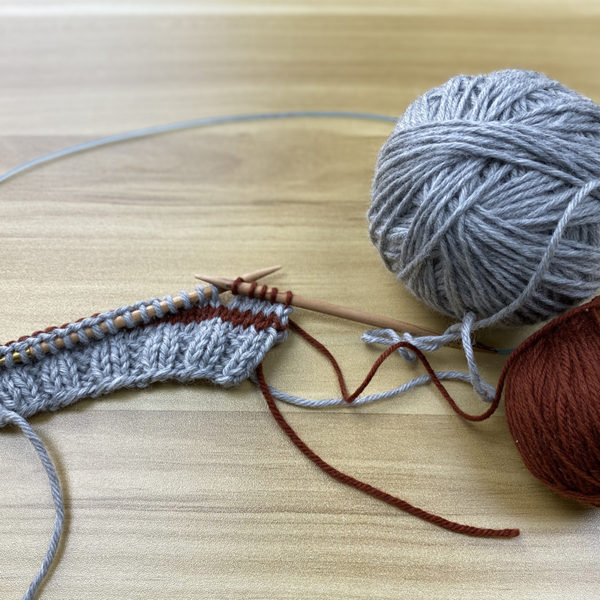 How to Work 2-Row Stripes – Elizabeth Smith Knits