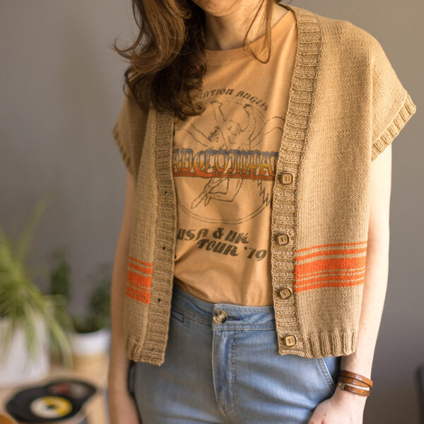 3 Tips for Picking Buttons – Elizabeth Smith Knits