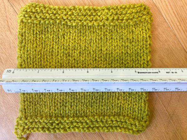 How much yarn do you need to make a swatch? – Elizabeth Smith Knits