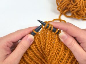 How to work the twisted rib – Elizabeth Smith Knits